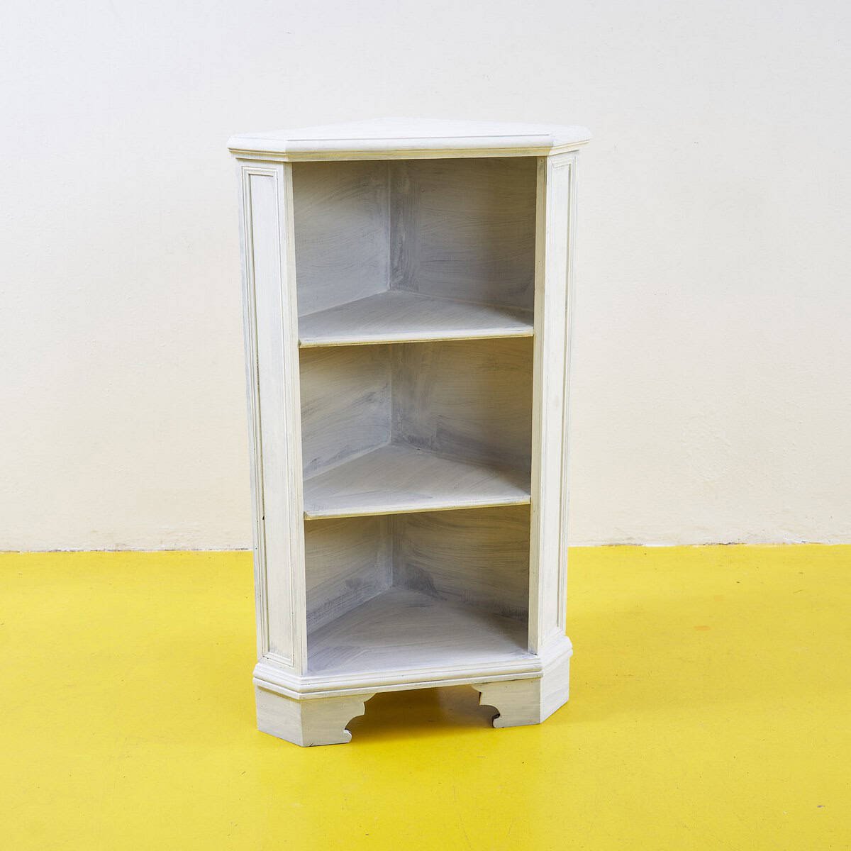 Vintage Style Corner Shelves for sale at Pamono