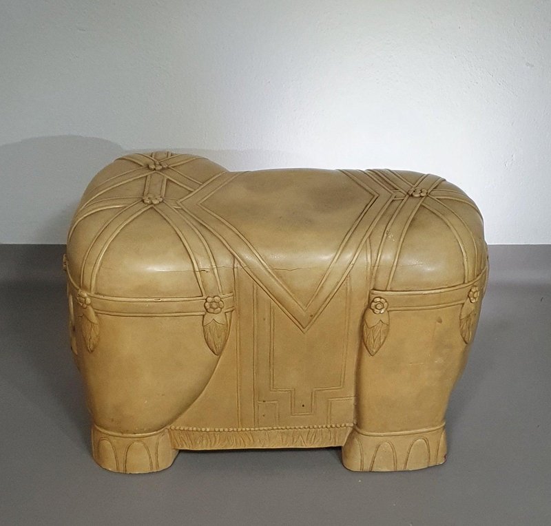 Elefante decorativo in legno e resina di Form Table in vendita su Pamono