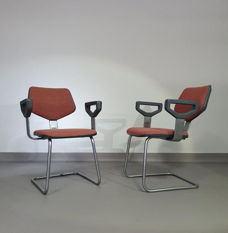Circle Software Group Nimbus 2103 Chairs by Peter de Boer for Gispen, 1983, Set of 2 for sale at ...