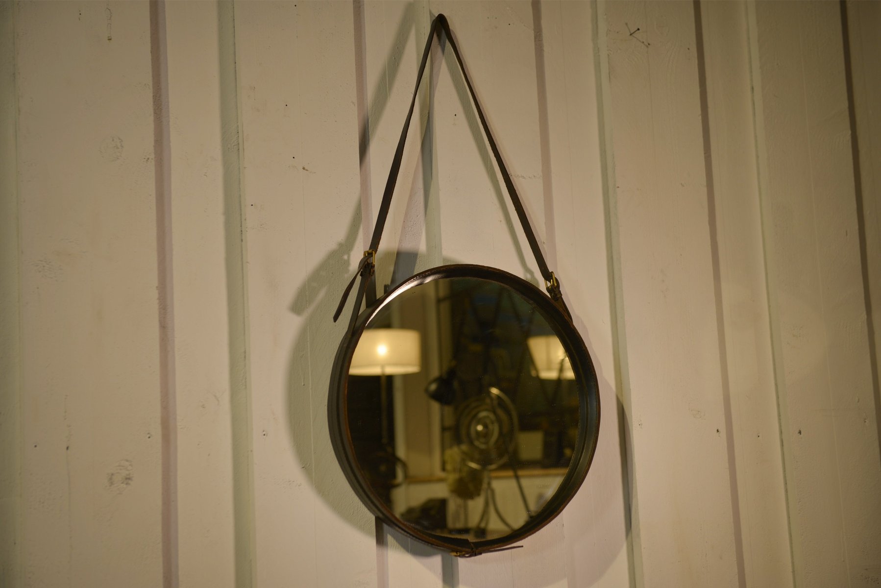 Miroir en Cuir Noir par Jacques Adnet, 1950s en vente sur Pamono