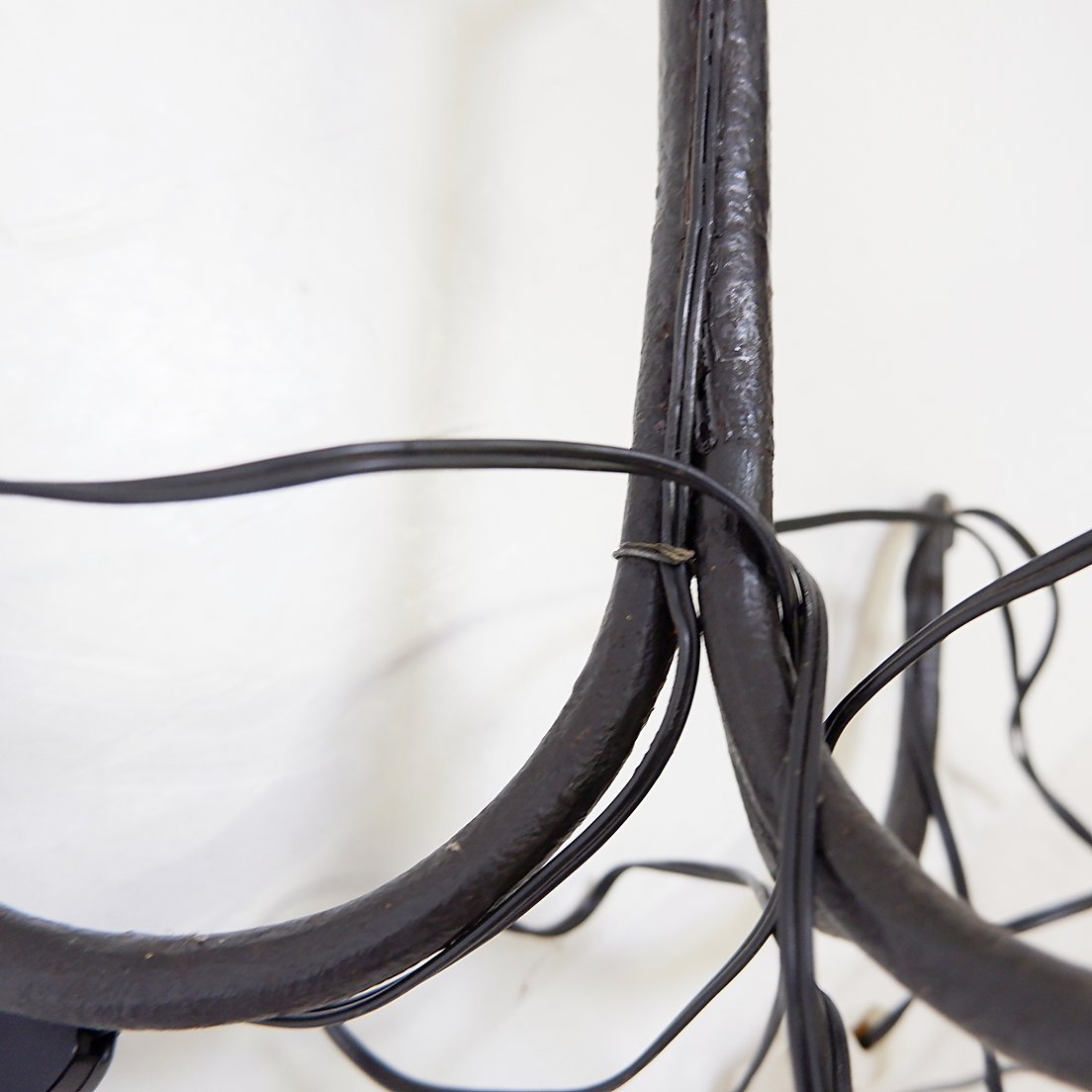 Brutalist Anchor Table Lamp, 1950s for sale at Pamono