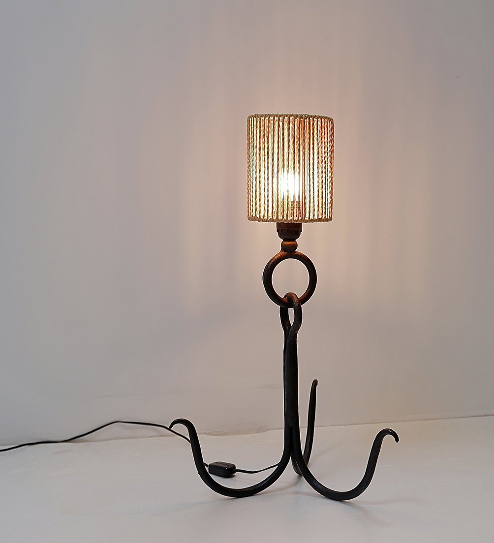 Brutalist Anchor Table Lamp, 1950s for sale at Pamono