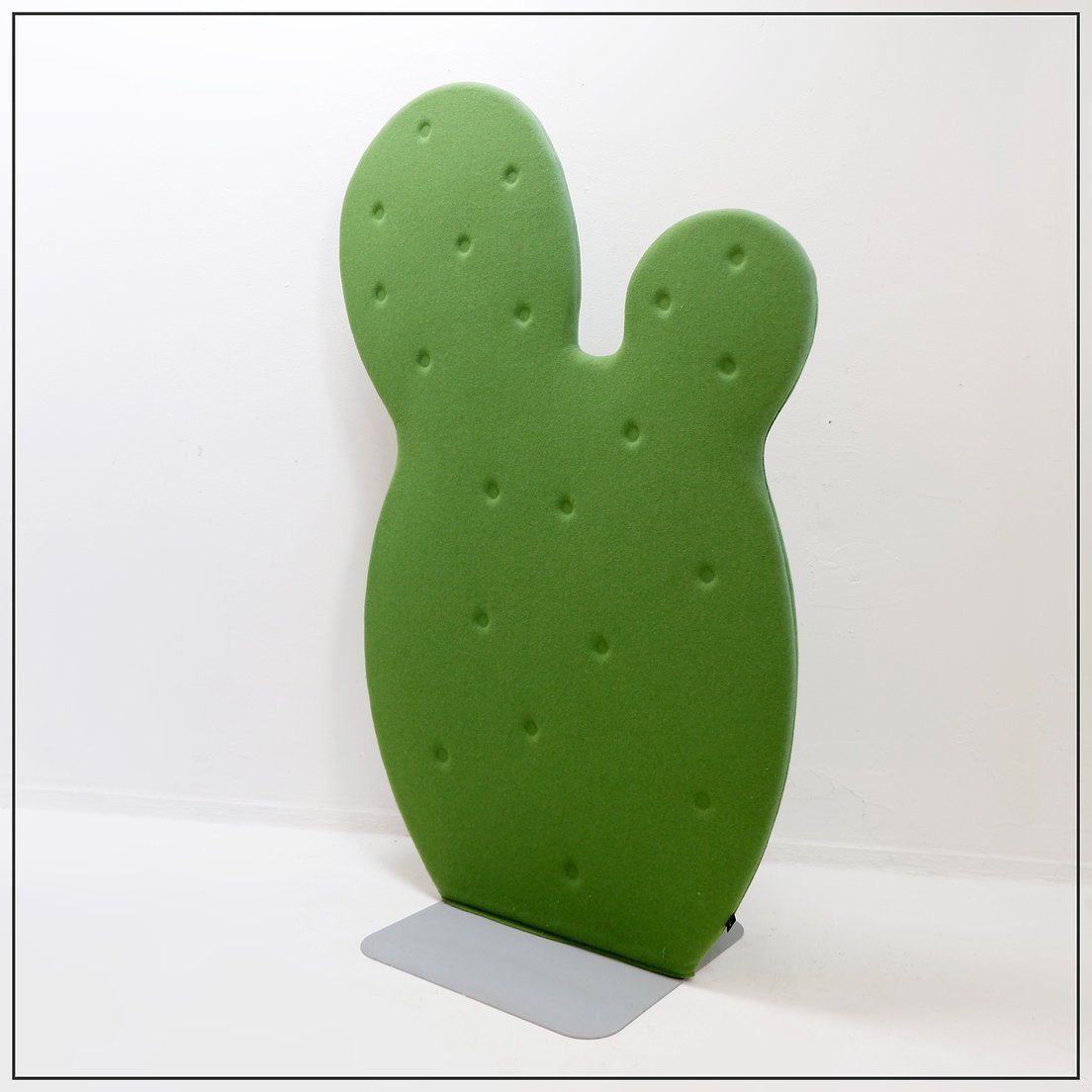 Taco BuzziCactus Acoustic Partition Wall by Sas Adriaenssens, Belgium ...