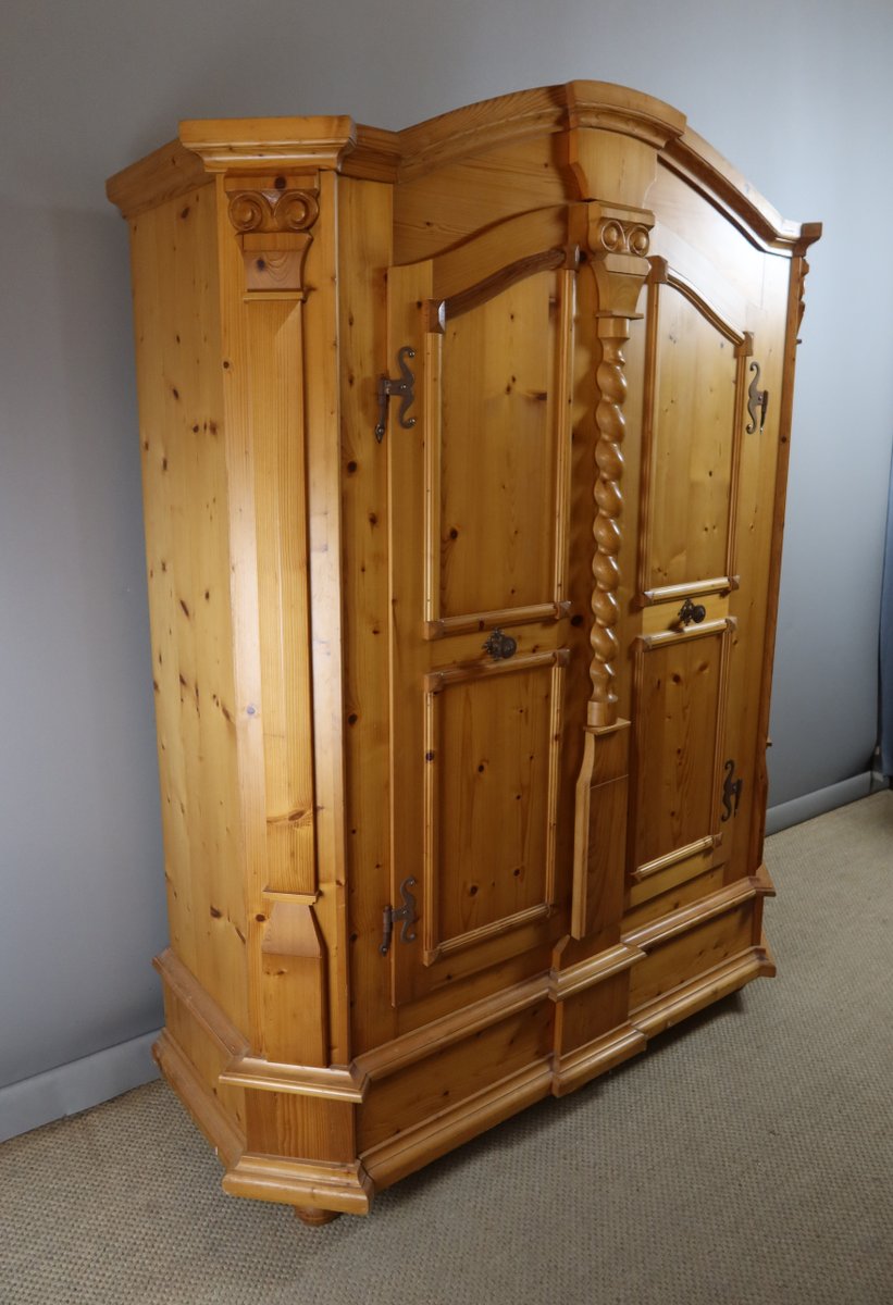 Small Pine Armoire, 1980s for sale at Pamono