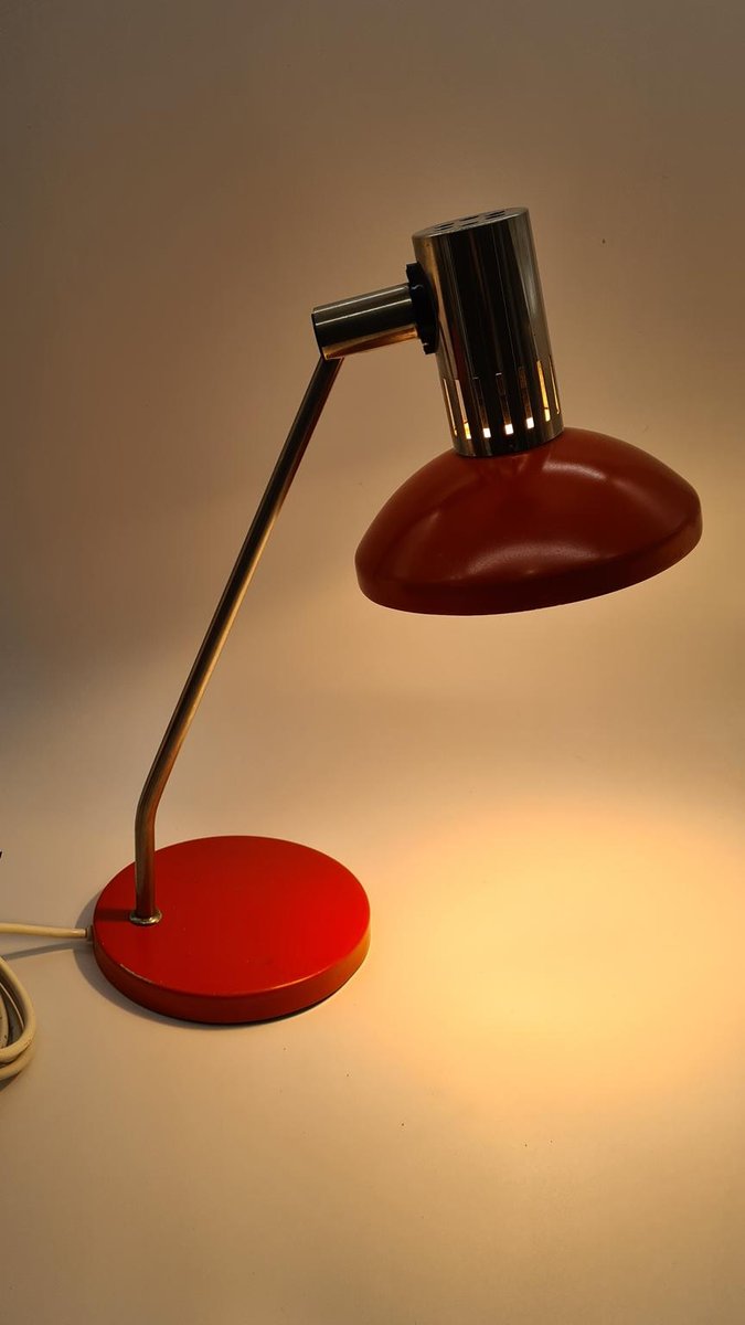 Lampe de Bureau en Métal Rouge de Aka Leuchten, 1960s en vente sur Pamono
