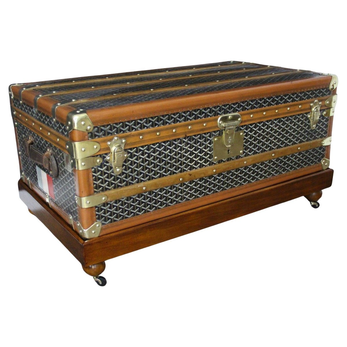 Vintage Herringbone Canvas Trunk from Goyard, 1920s for sale at Pamono