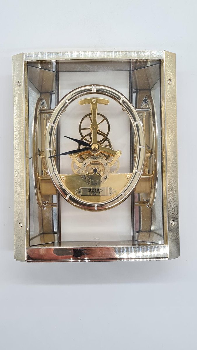 Japanese Seiko Quartz Table Clock, 1970s for sale at Pamono