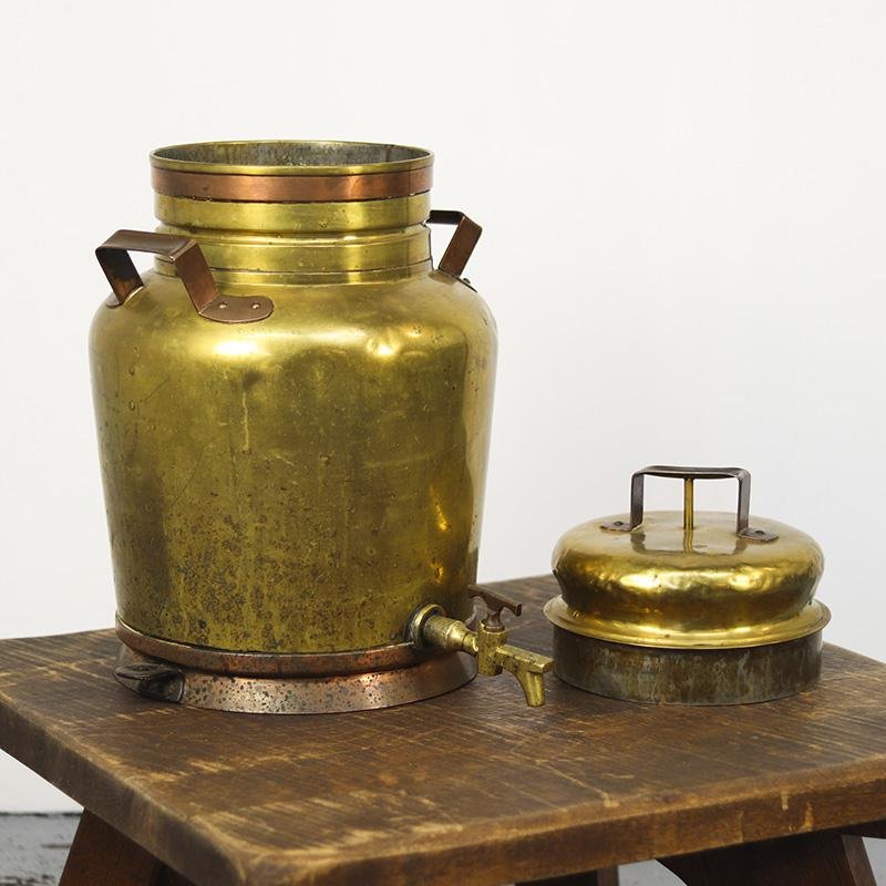 Grande Canne à Lait ou Pot à Lait Ferme Rustique en Laiton en vente sur ...