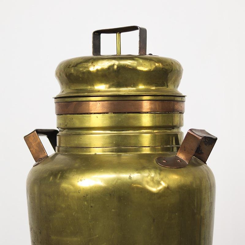 Grande Canne à Lait ou Pot à Lait Ferme Rustique en Laiton en vente sur ...