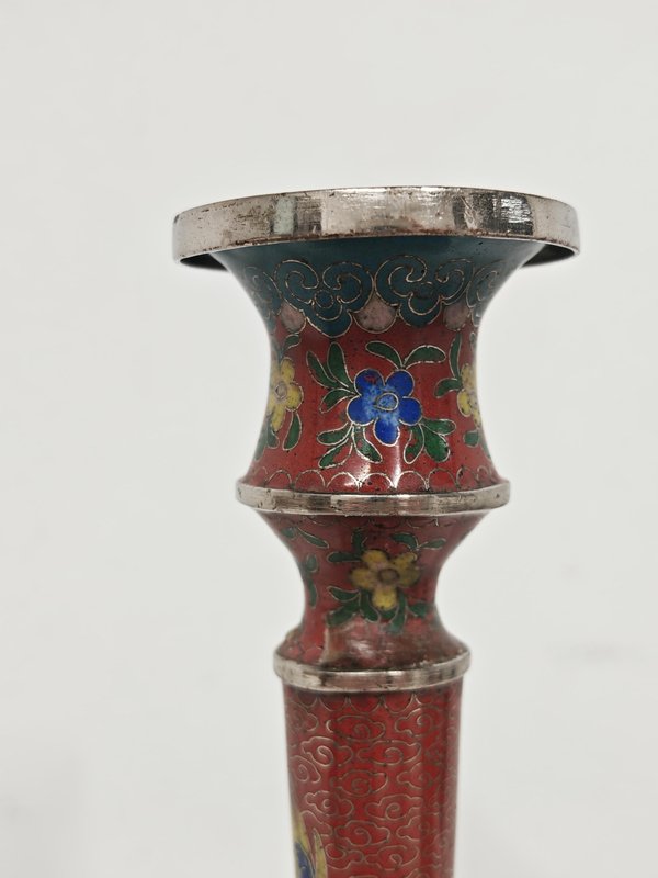 Portacandele antichi in cloisonné e smalto, XIX secolo, Cina, set di 2 ...