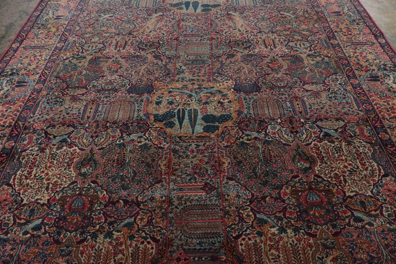 Tapis Persan Antique Kerman avec Motif Grand Pictorial Garden en vente ...
