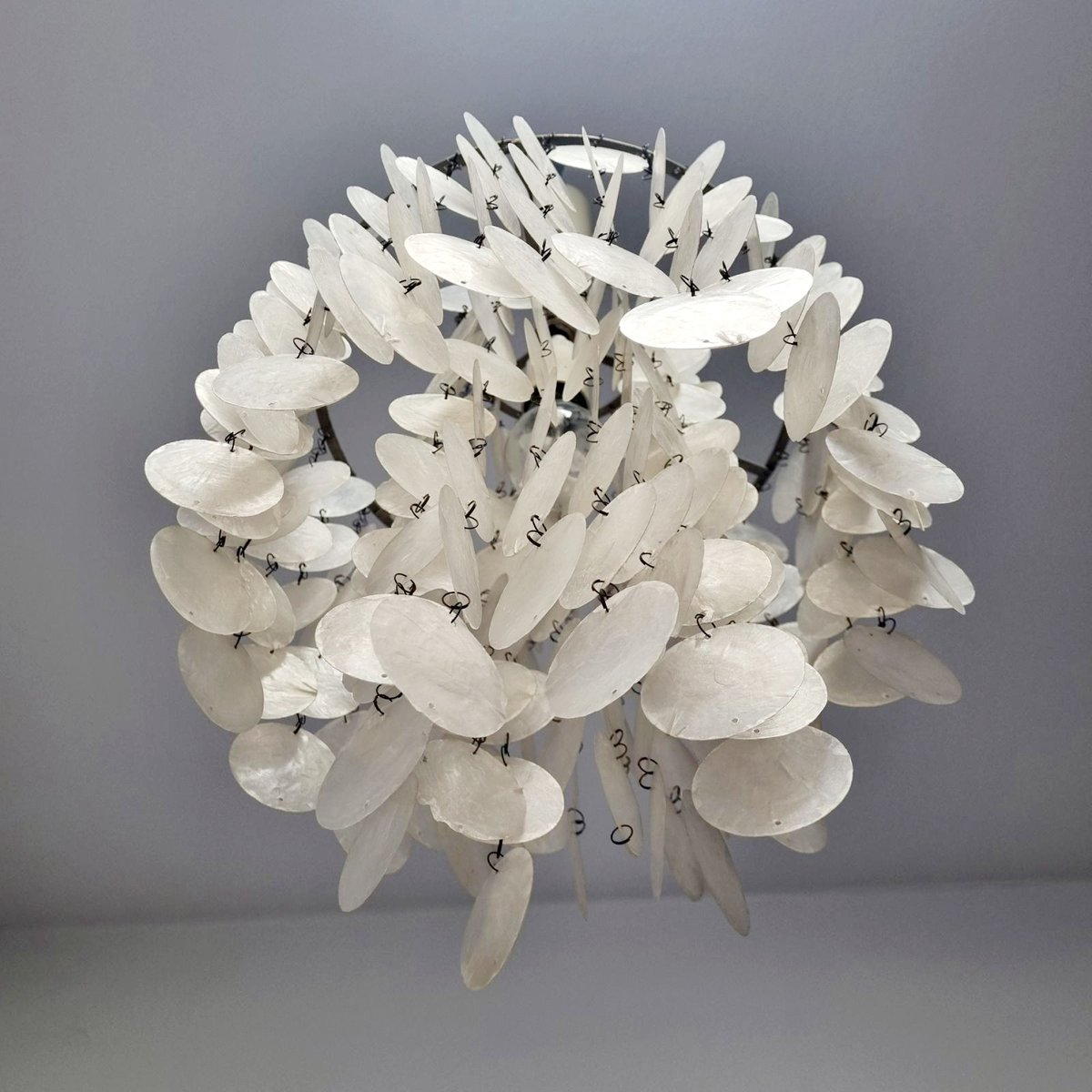 Mid-Century Modern Fun 1DM Shell Chandelier by Verner Panton for Lüber ...