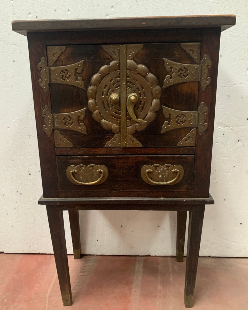Petit Armoire à Deux Portes avec Décoration en Bronze du 20ème Siècle ...
