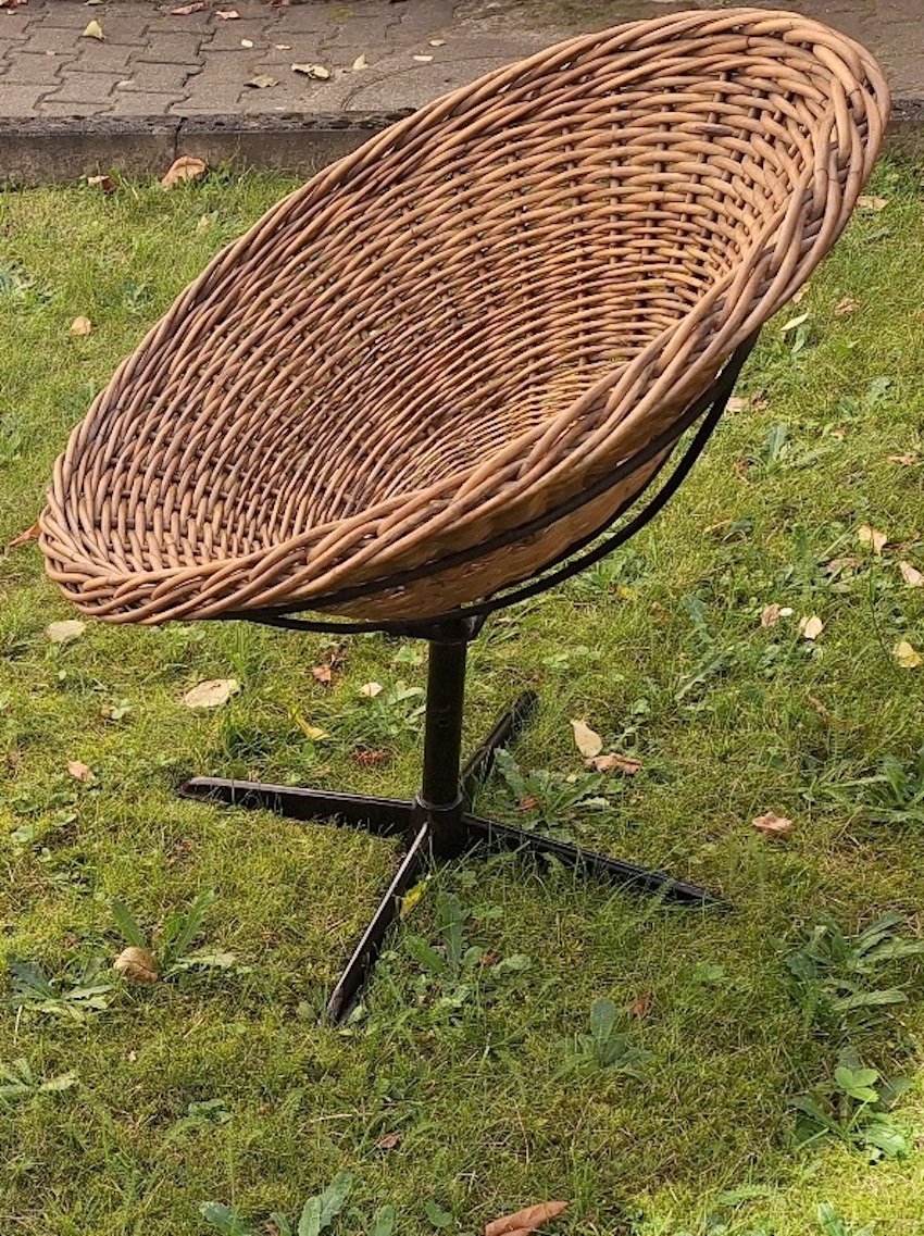 Rattan and Iron Swivel Pod Chair, 1960s for sale at Pamono