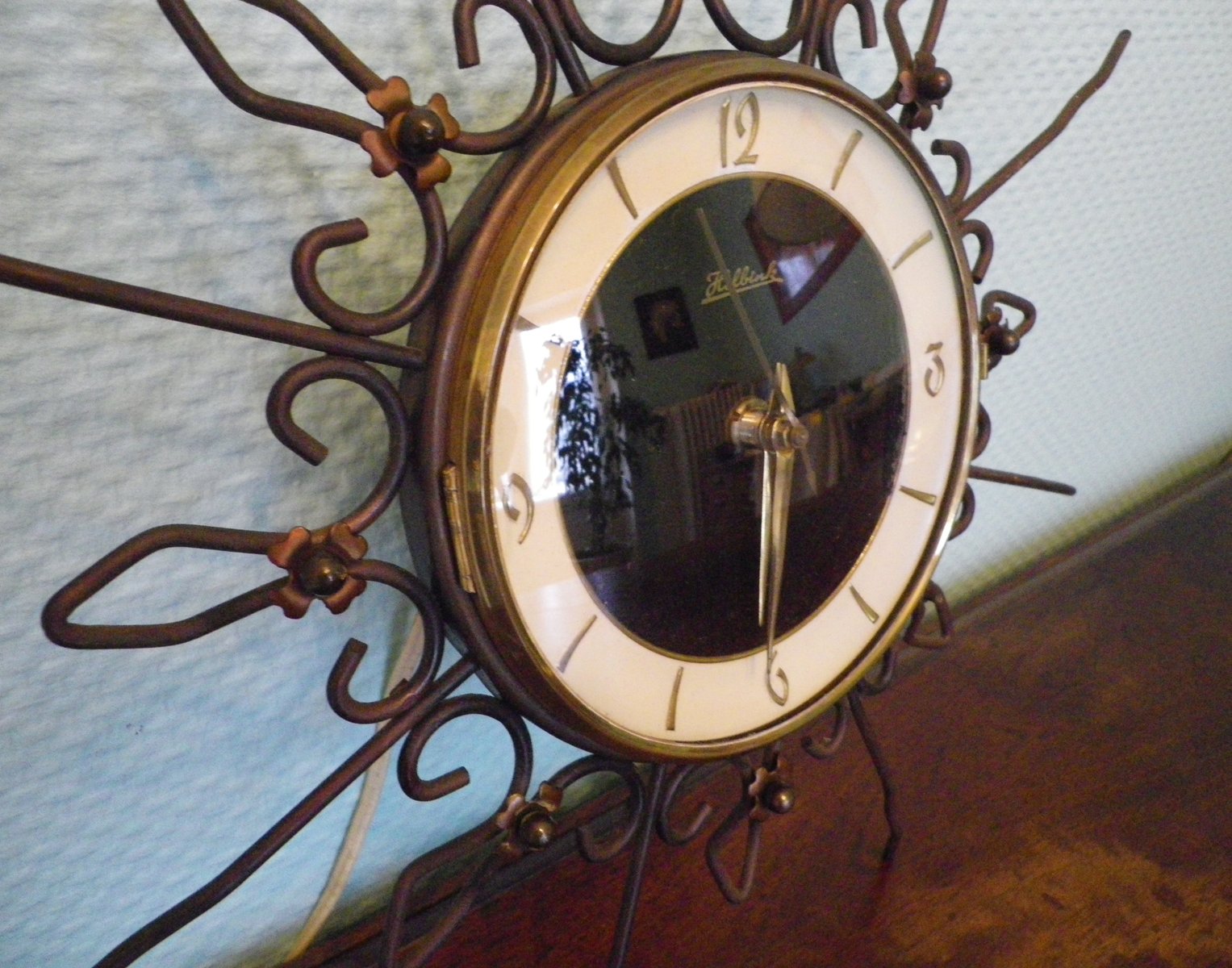 Orologio solare da parete elettrico di Hilbing, anni '50 in vendita su ...