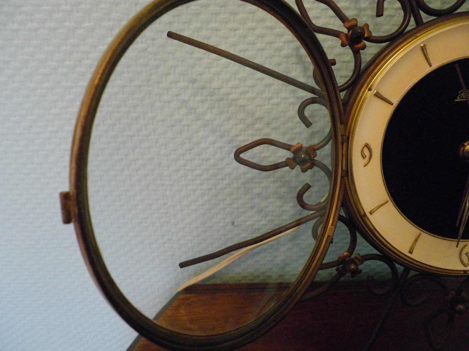 Electric Wall Sundial from Hilbing, 1950s for sale at Pamono