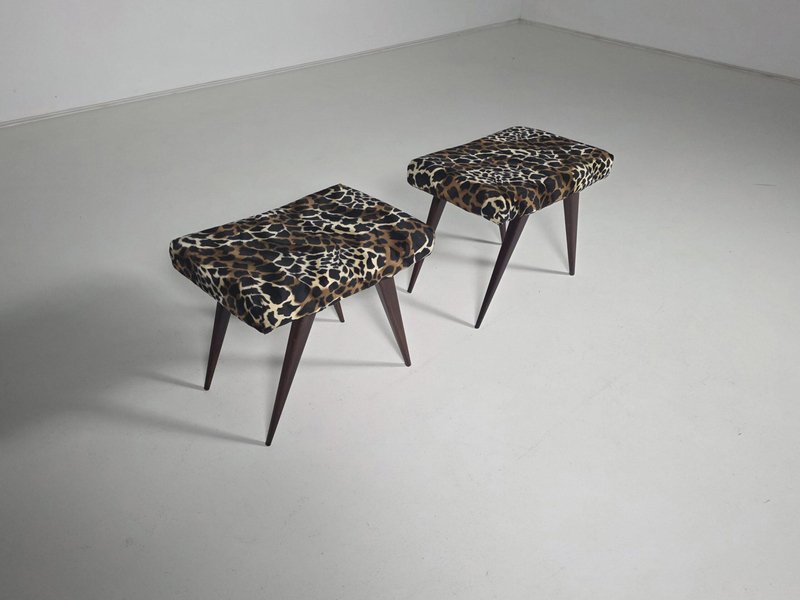 Italienische Mid-Century Bänke oder Hocker aus Leopardensamt, 1950er ...