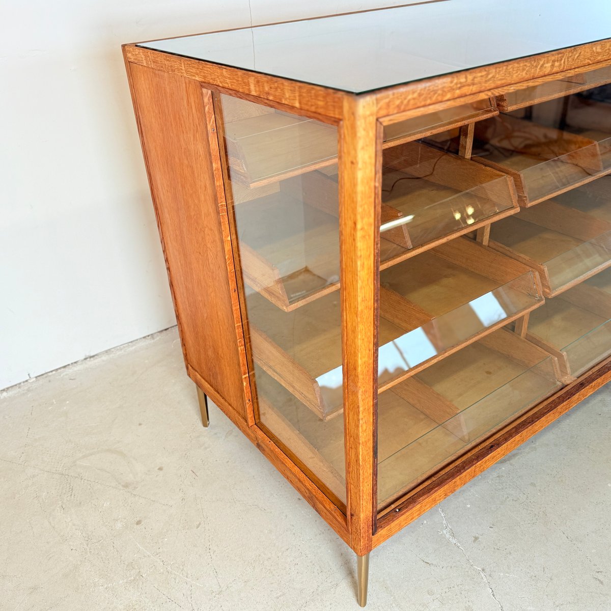 Vintage Oak Display Counter with 12 Drawers, 1960s for sale at Pamono