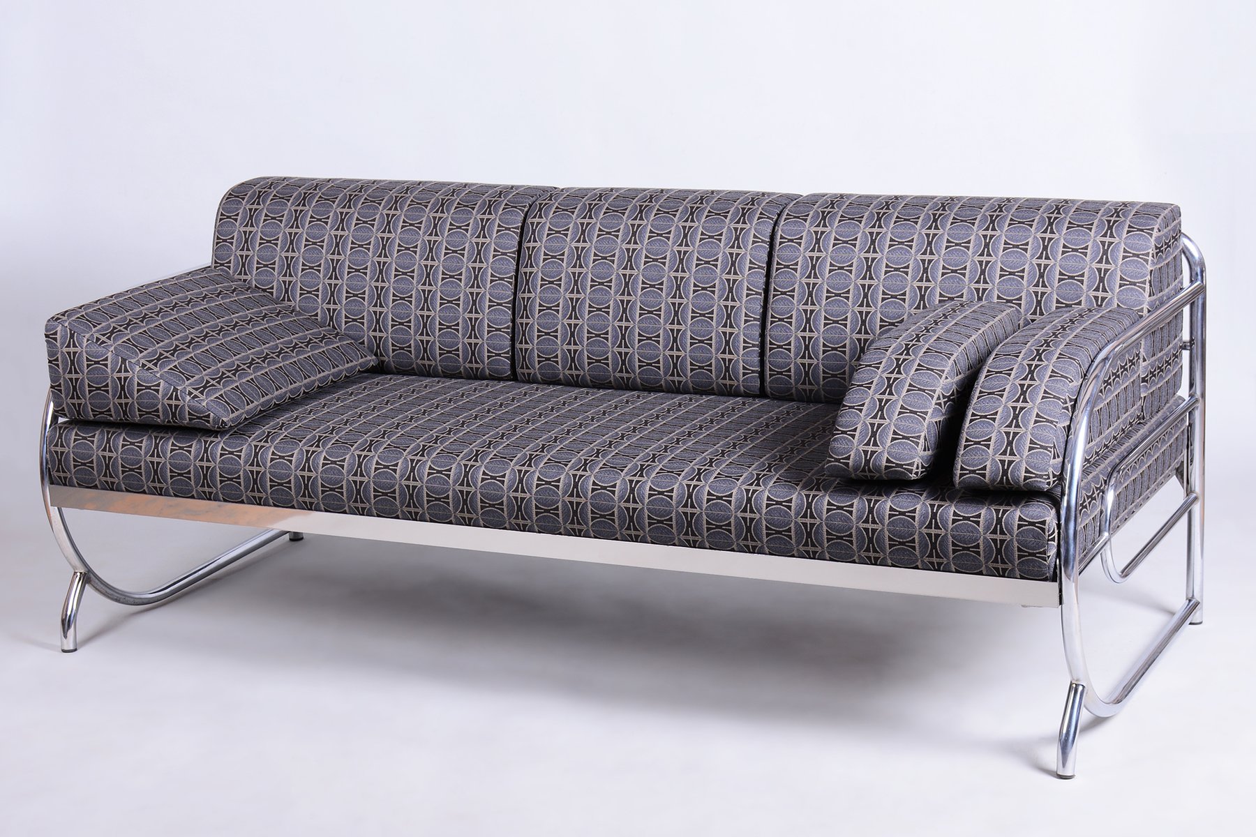 Bauhaus Sofa in Chrome and Fabric from Robert Slezak, Czech, 1930s for ...