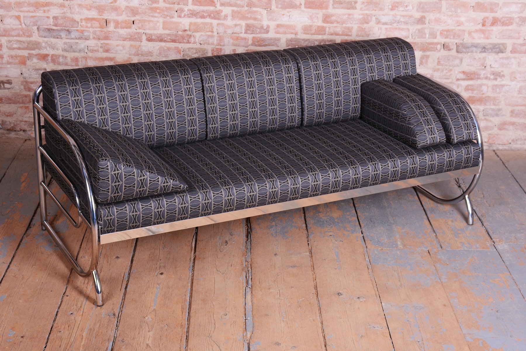 Bauhaus Sofa in Chrome and Fabric from Robert Slezak, Czech, 1930s for ...