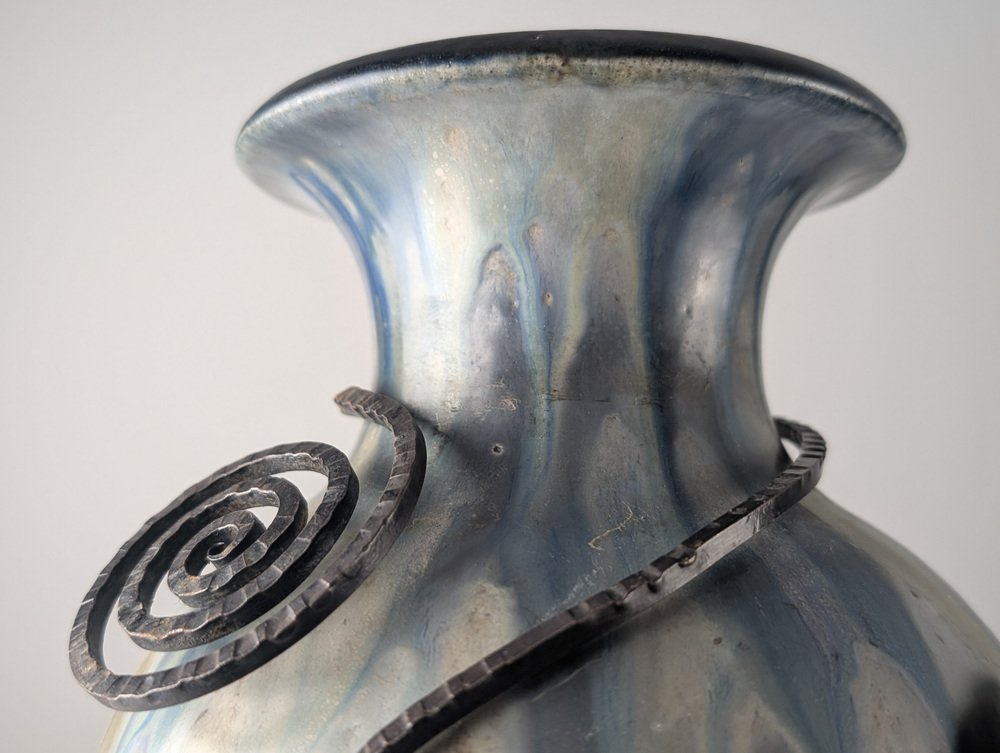 Belgische Art Deco Vase aus Steingut & Schmiedeeisen von Roger Guerin ...