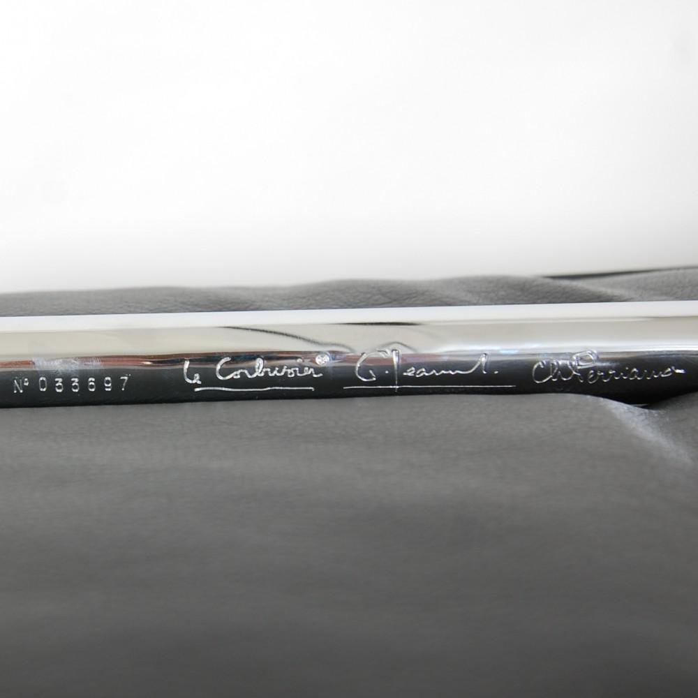 Sedia LC3 in pelle nera di Le Corbusier, anni 2010 in vendita su Pamono