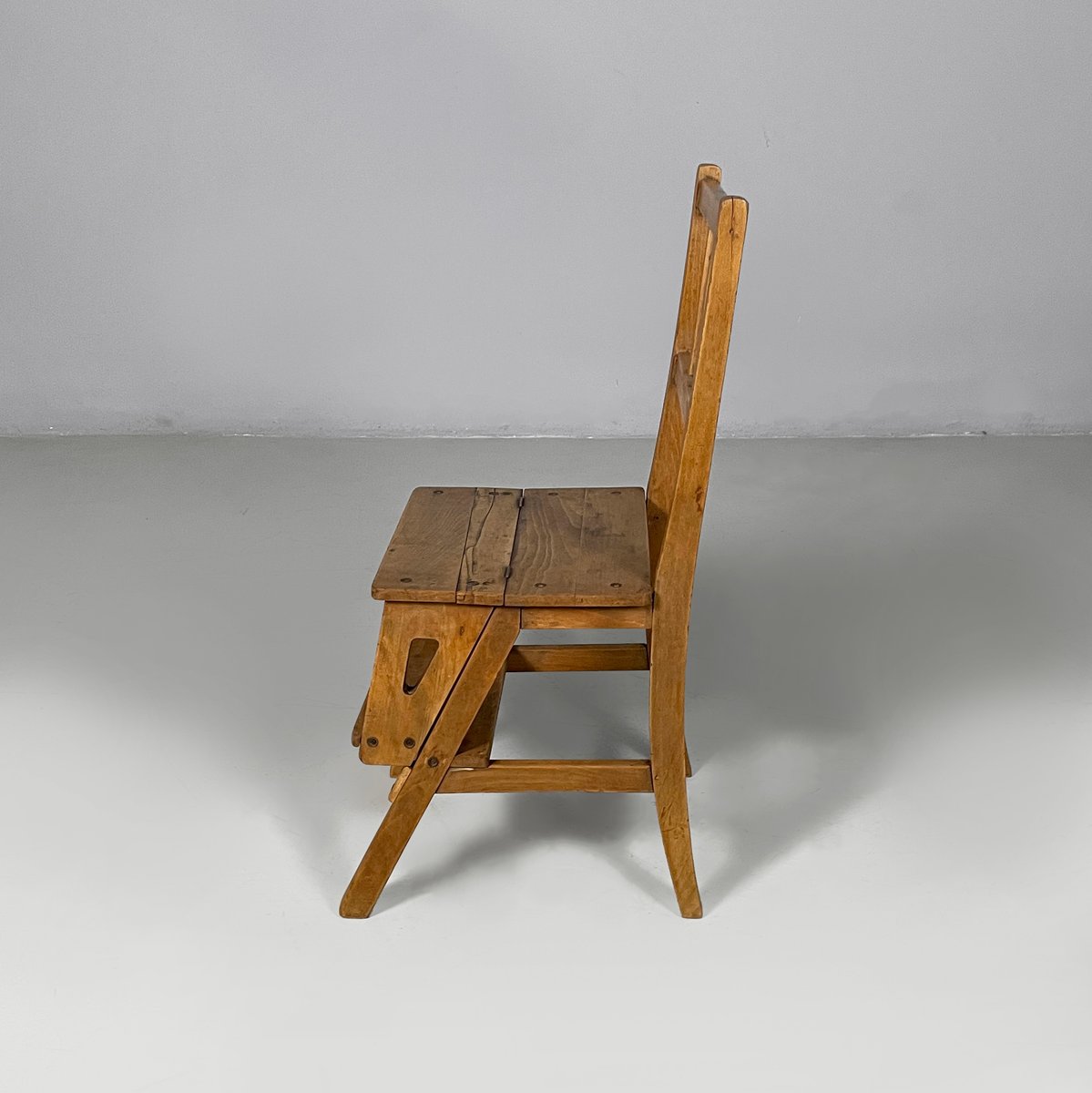 Mid-Century Modern Ladder Chair in Wood, Italy, 1930s for sale at Pamono