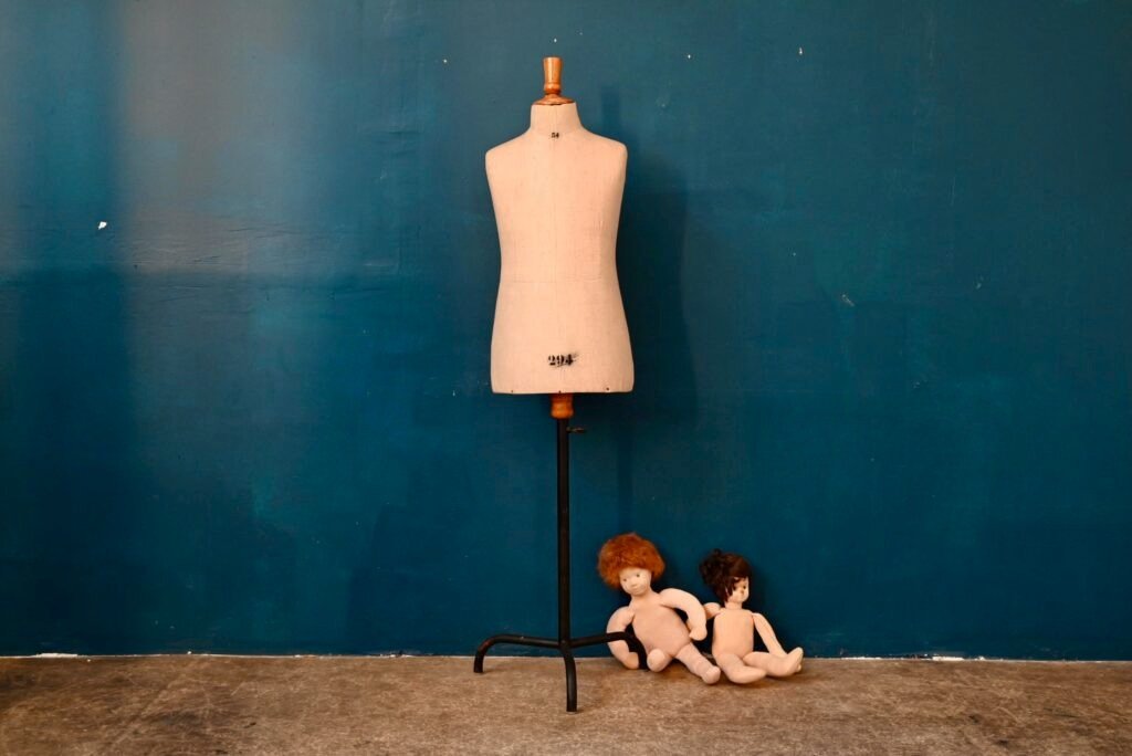 Mannequin de couturière taille enfant en vente sur Pamono