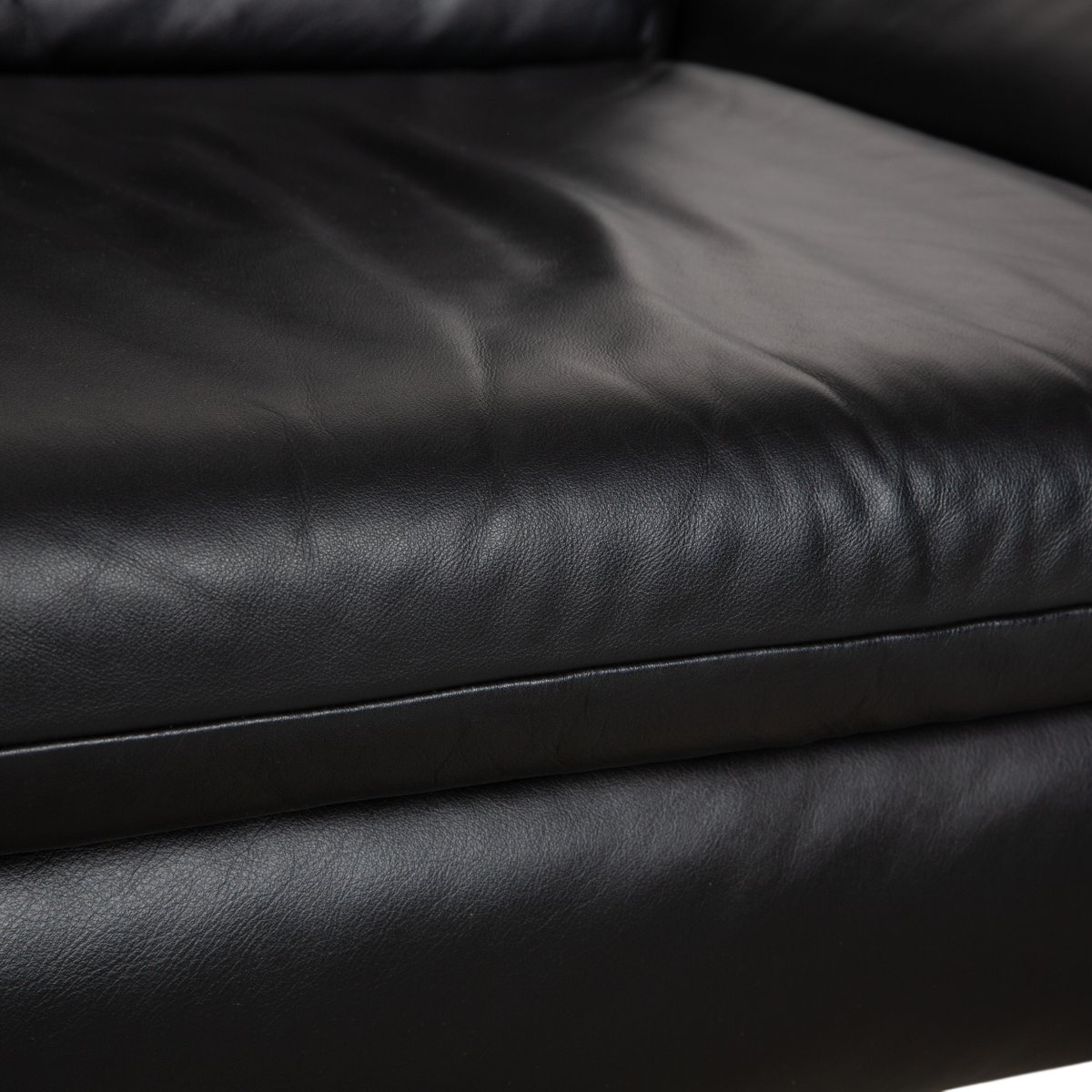 Rossini 3-Seater Sofa in Dark Blue Leather from Koinor for sale at Pamono