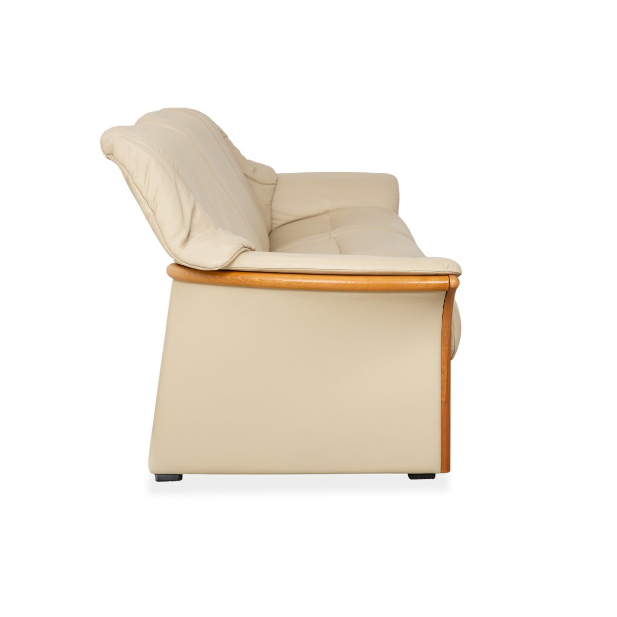 Divano a tre posti Oslo in pelle e legno di Stressless in vendita su Pamono