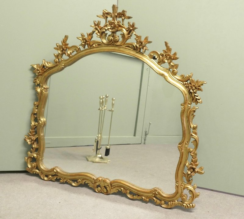 Grand Miroir Mural Style Rococo Doré, 1960 en vente sur Pamono