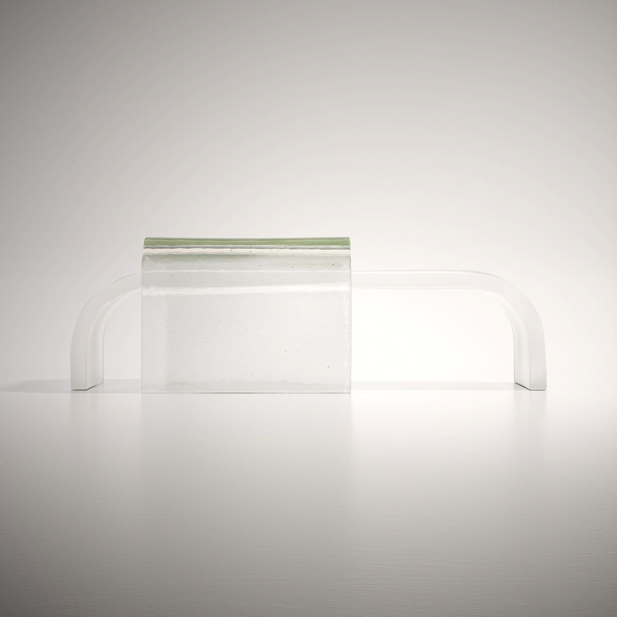 Set de Tables Basses Itzel en Verre Moulé Transparent et Gravé par Fred ...