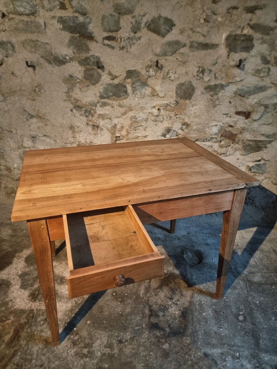 Table de Ferme à Deux Tiroirs, France, 19ème Siècle en vente sur Pamono