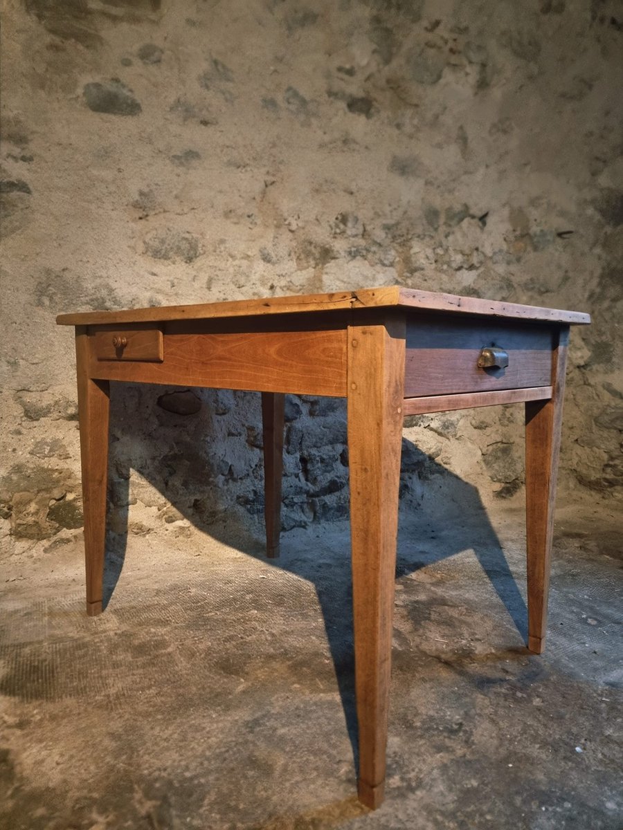 Tavolo da fattoria con due cassetti, Francia, XIX secolo in vendita su ...