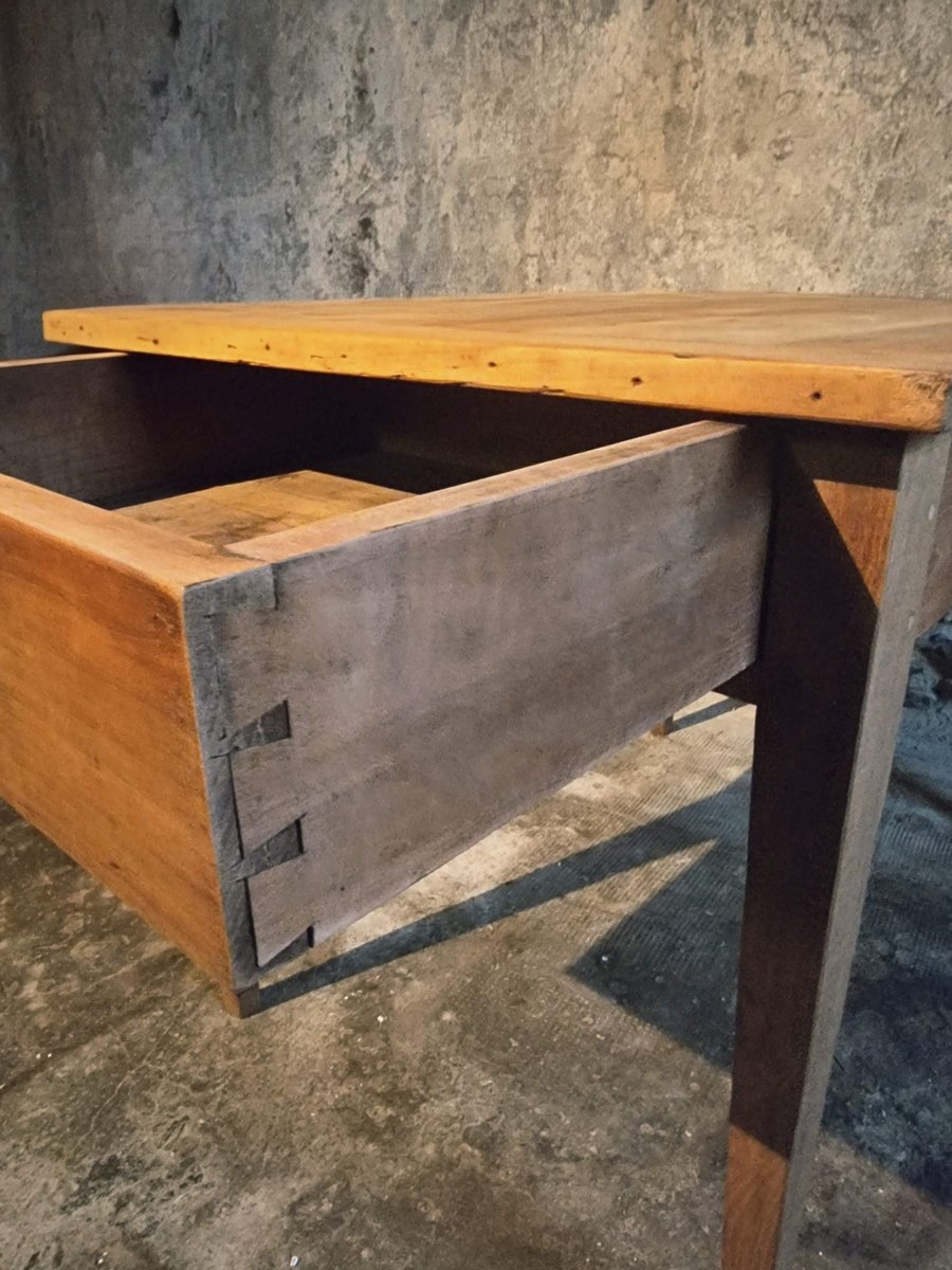 Tavolo da fattoria con due cassetti, Francia, XIX secolo in vendita su ...