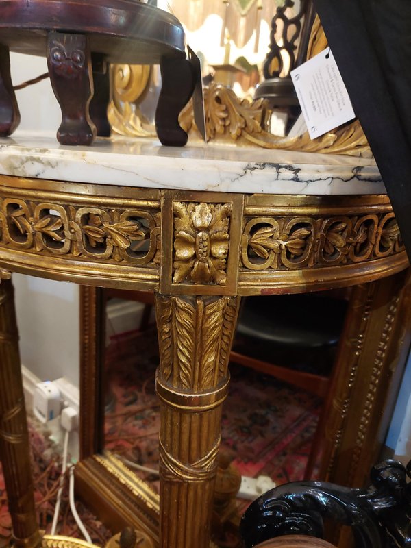 Table Console Style Louis XVI en Bois Doré, France en vente sur Pamono