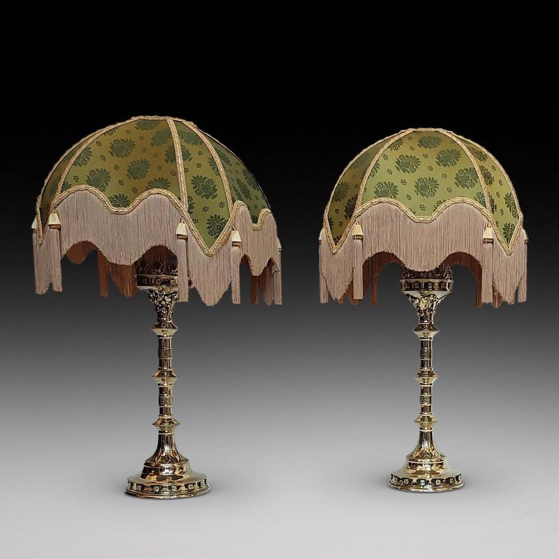 Gothic Revival Brass Altar Table Lamps, Set of 2 for sale at Pamono