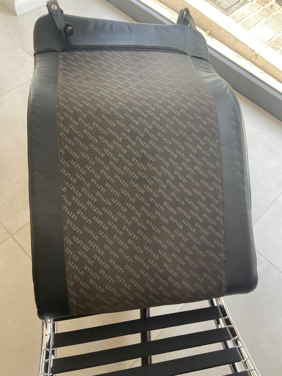 Chaise longue LC4 di Le Corbusier per Alivar, anni '90 in vendita su Pamono