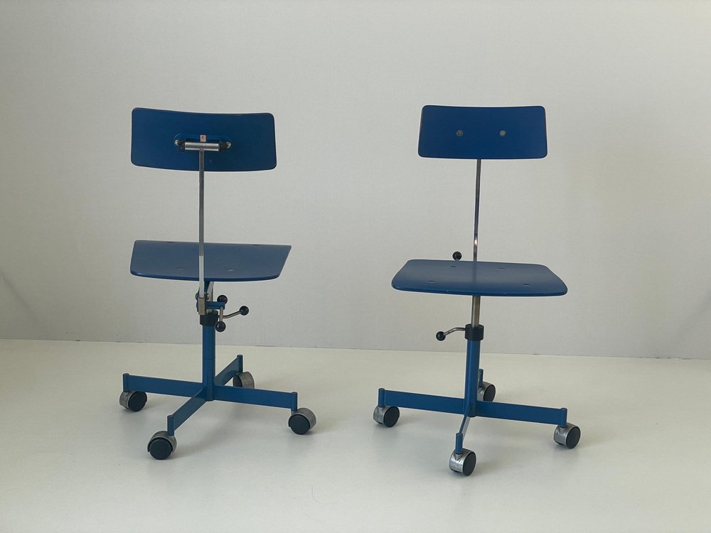 Chaises Industrielles Ajustables en Bois Bleu par Kevi, 1970s Set de 2 ...