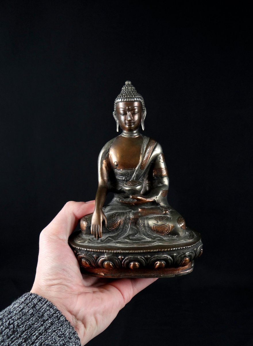 19th Century Tibetan Buddha Shakyamuni Tathagata Statue in Copper Alloy ...