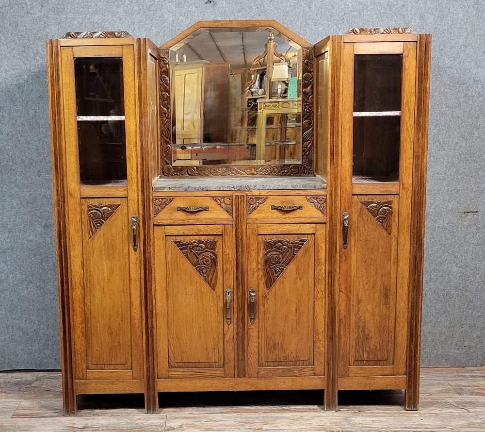 Vitrine Art Nouveau Antique en Chêne, 1890s en vente sur Pamono
