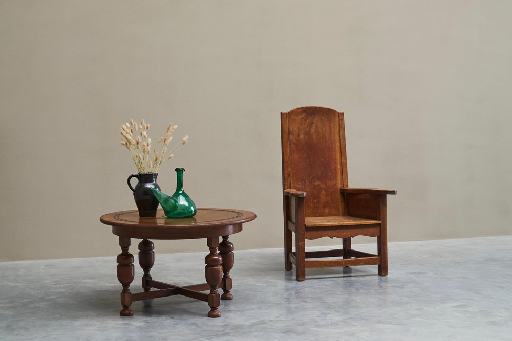 Vintage Round Coffee Table with Baluster Legs in Oak by H. Pander ...
