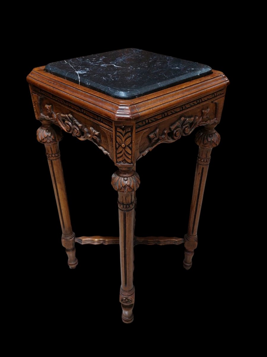 Tall Vintage Raised Table, 1920s for sale at Pamono