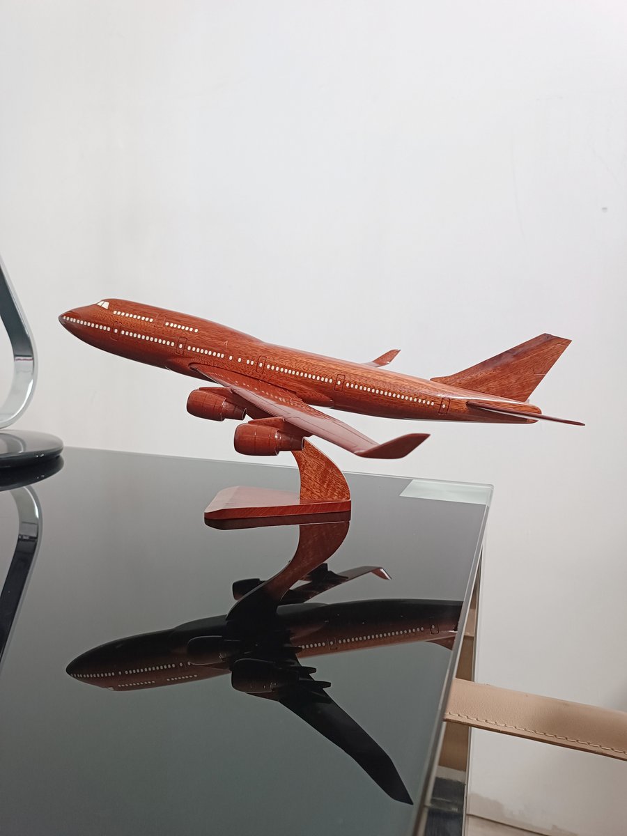 Modell einer Boeing 747 Holzfigur, 2000er bei Pamono kaufen