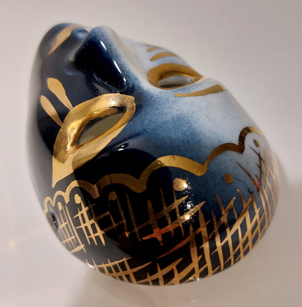 Venetian Porcelain Mask with 18 Karat Gold Leaf Gilding, 1970s for sale ...