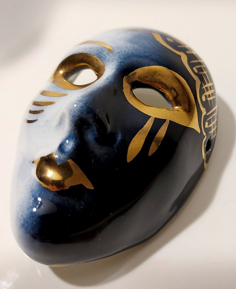 Venetian Porcelain Mask with 18 Karat Gold Leaf Gilding, 1970s for sale ...