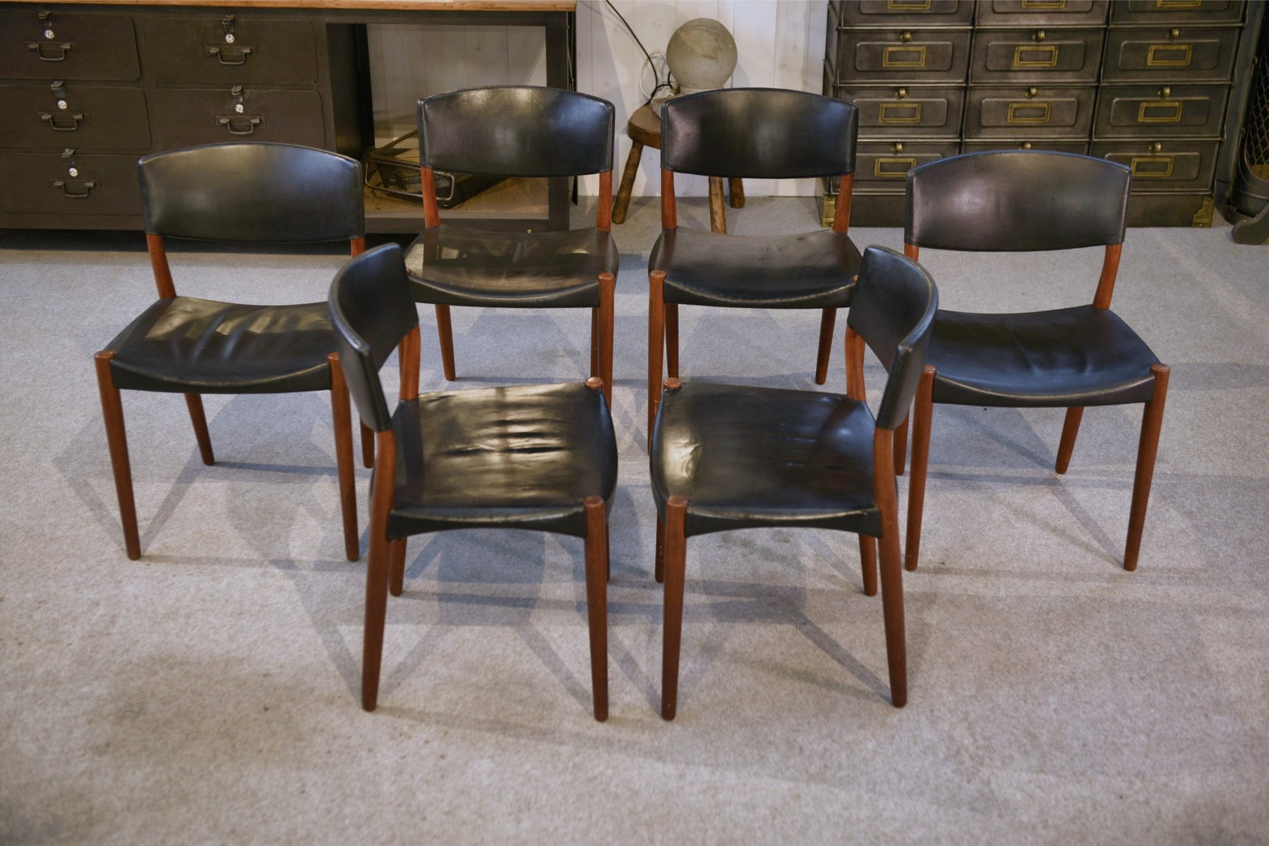 Scandinavian Chairs in Leather by Ejner Larsen and A. Bender Madsen for ...
