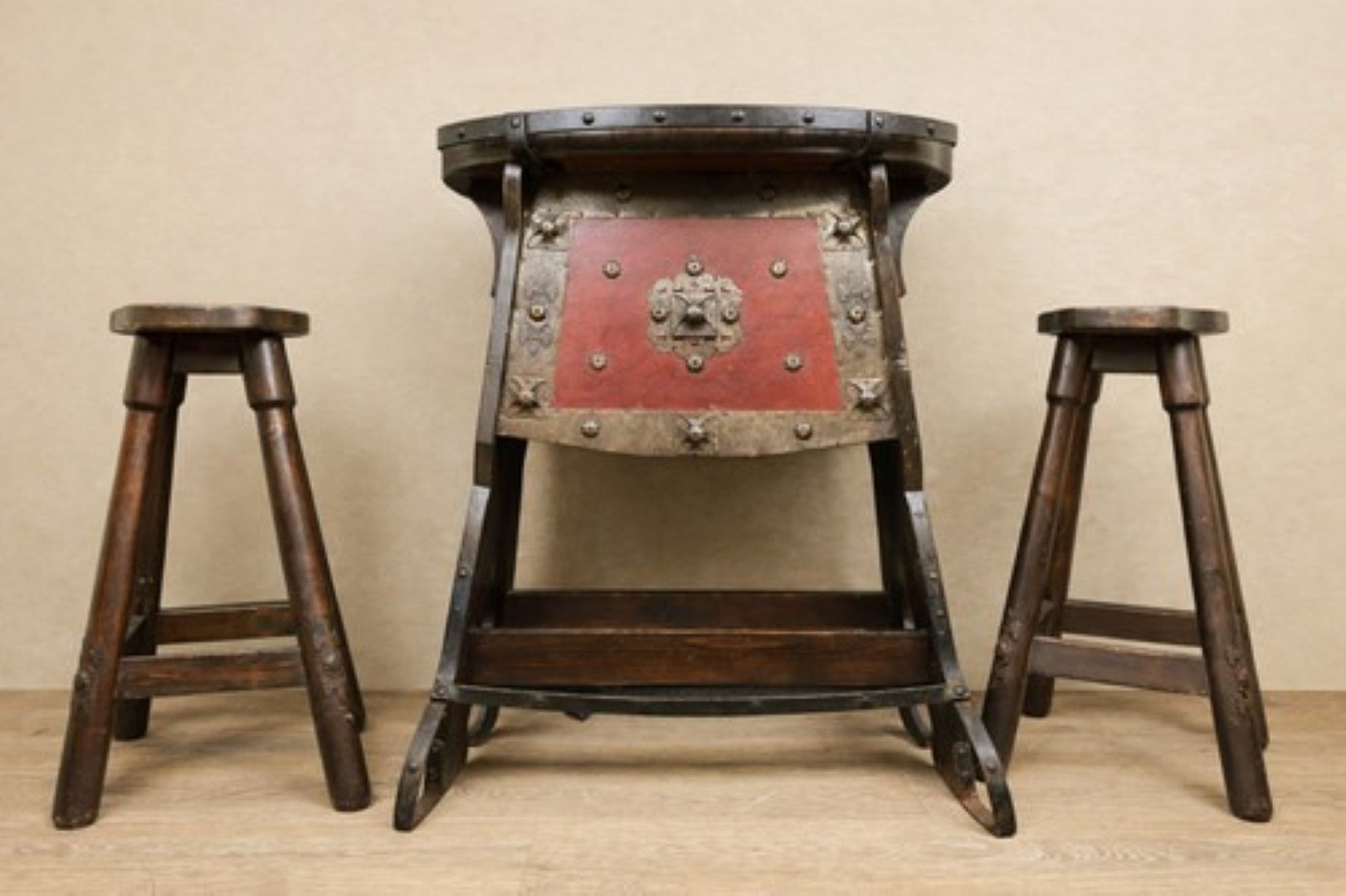 Medieval Style Bar and Stools, 1970, Set of 3 for sale at Pamono