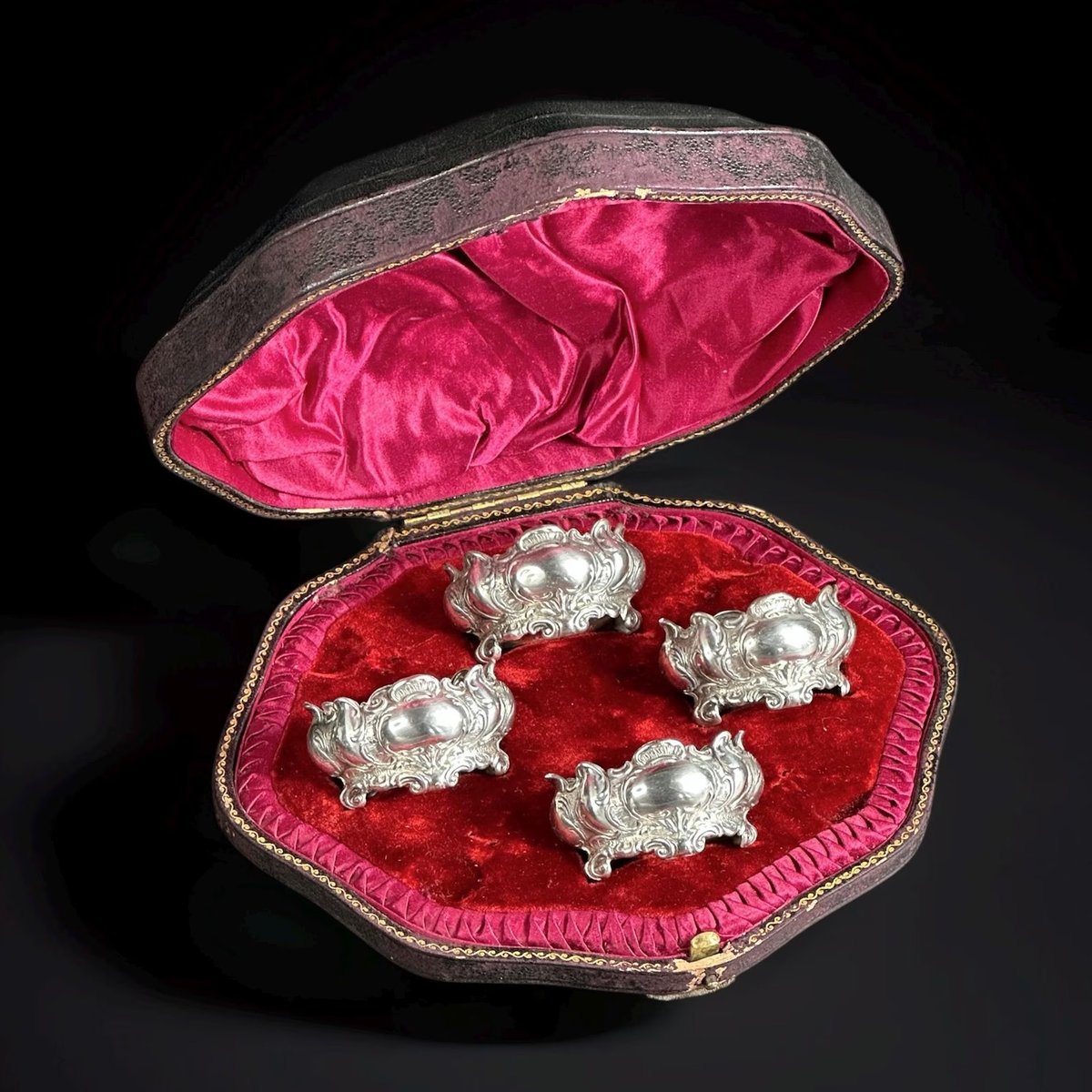 English Salt Cellars from Walker & Hall, Set of 4 for sale at Pamono