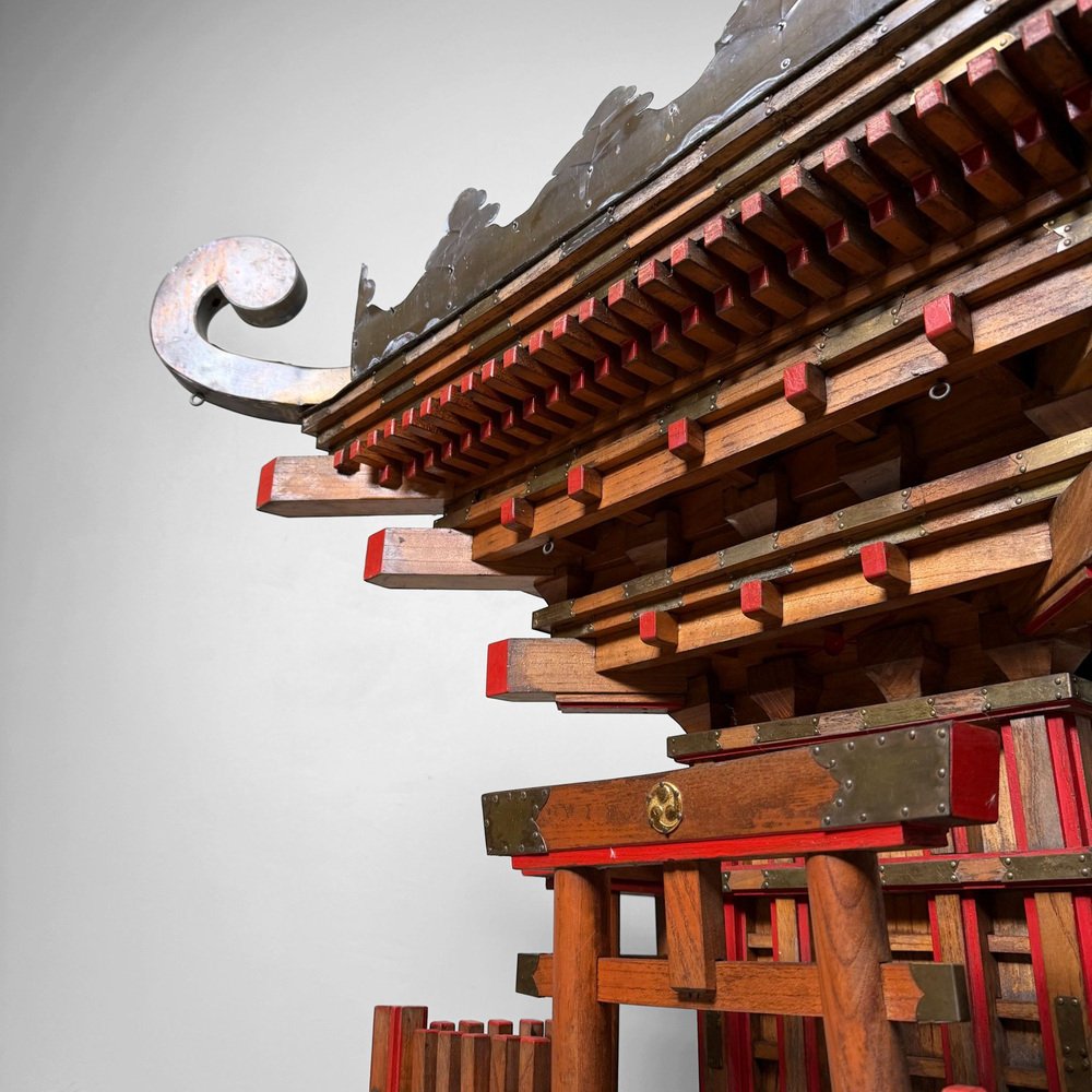 Sanctuaire Shinto Portable Mikoshi, Japon, 1880s en vente sur Pamono